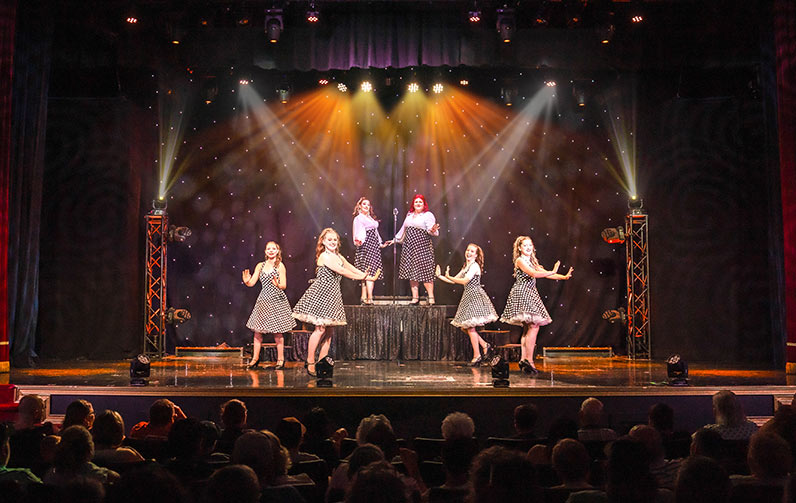 Array Variety Show | Live Family Entertainment in Pigeon Forge, TN